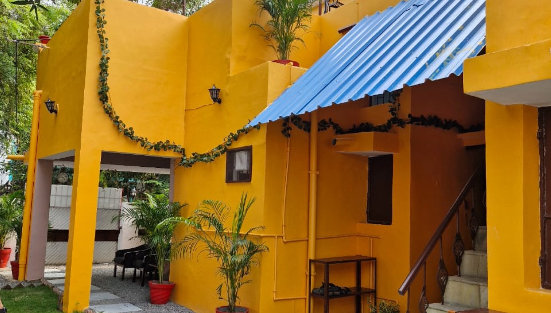 Book Your Stay at The Nomad Cave – Luxury Cave Stay Experience